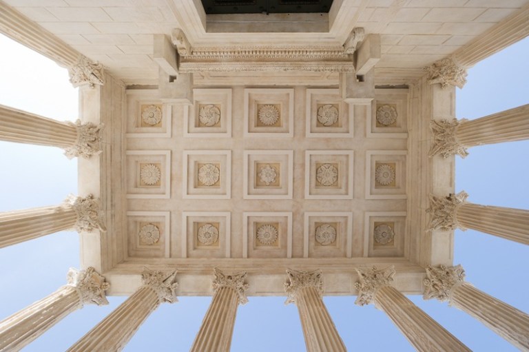 Roman-Ceiling-Designs-at-Living-Room – The Byzantium Blogger